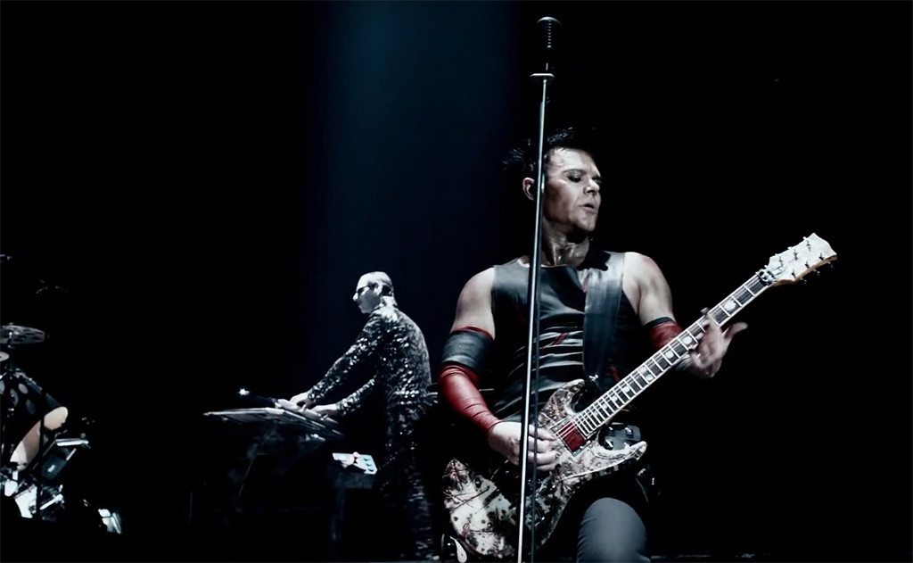 Rammstein: "Du Hast" (live in Paris) - The ESP Guitar Company