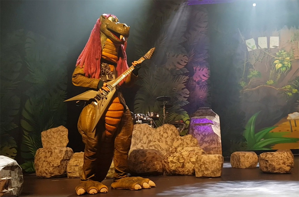 Riffi Raffi (Hevisaurus) Rocks ESP - The ESP Guitar Company