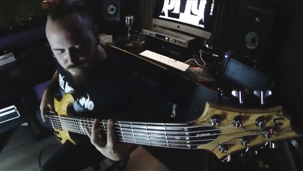 Brian Espíndola: "Traición" - The ESP Guitar Company