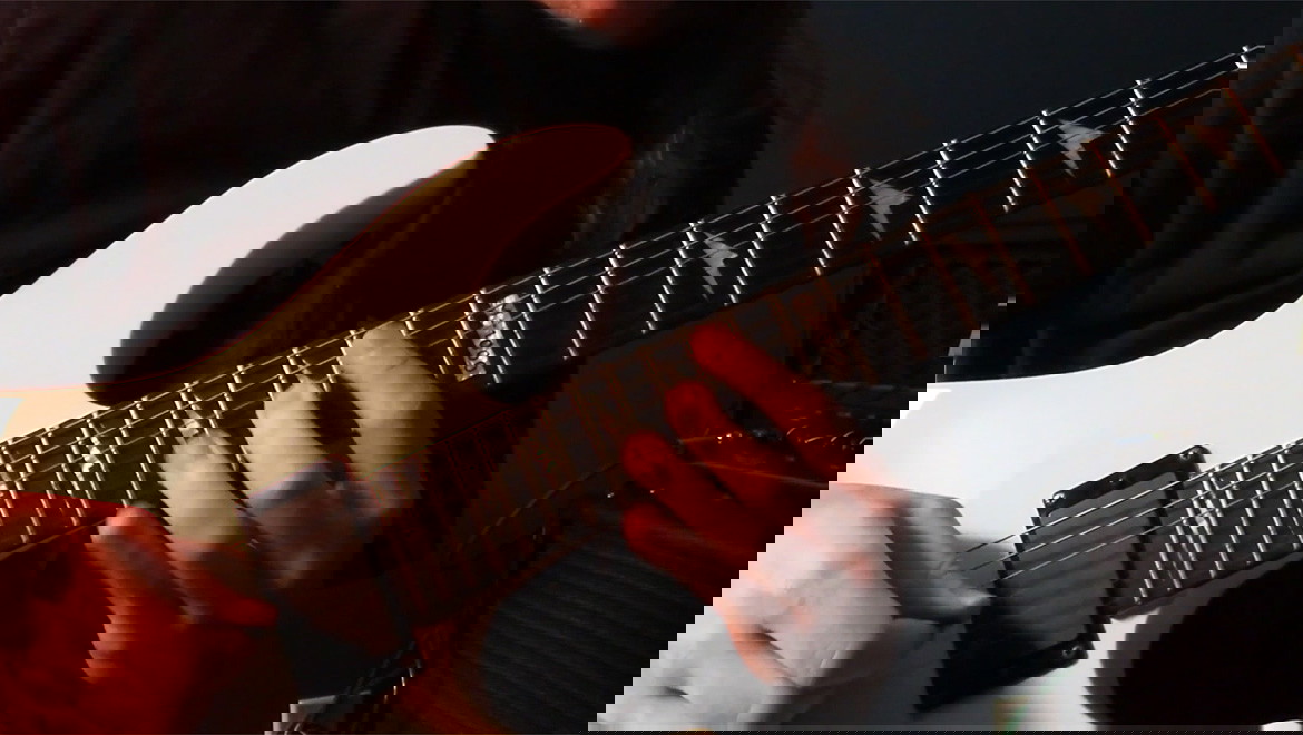 Tim Barnard: Solo on LTD Deluxe M-1000 Ebony - The ESP Guitar Company