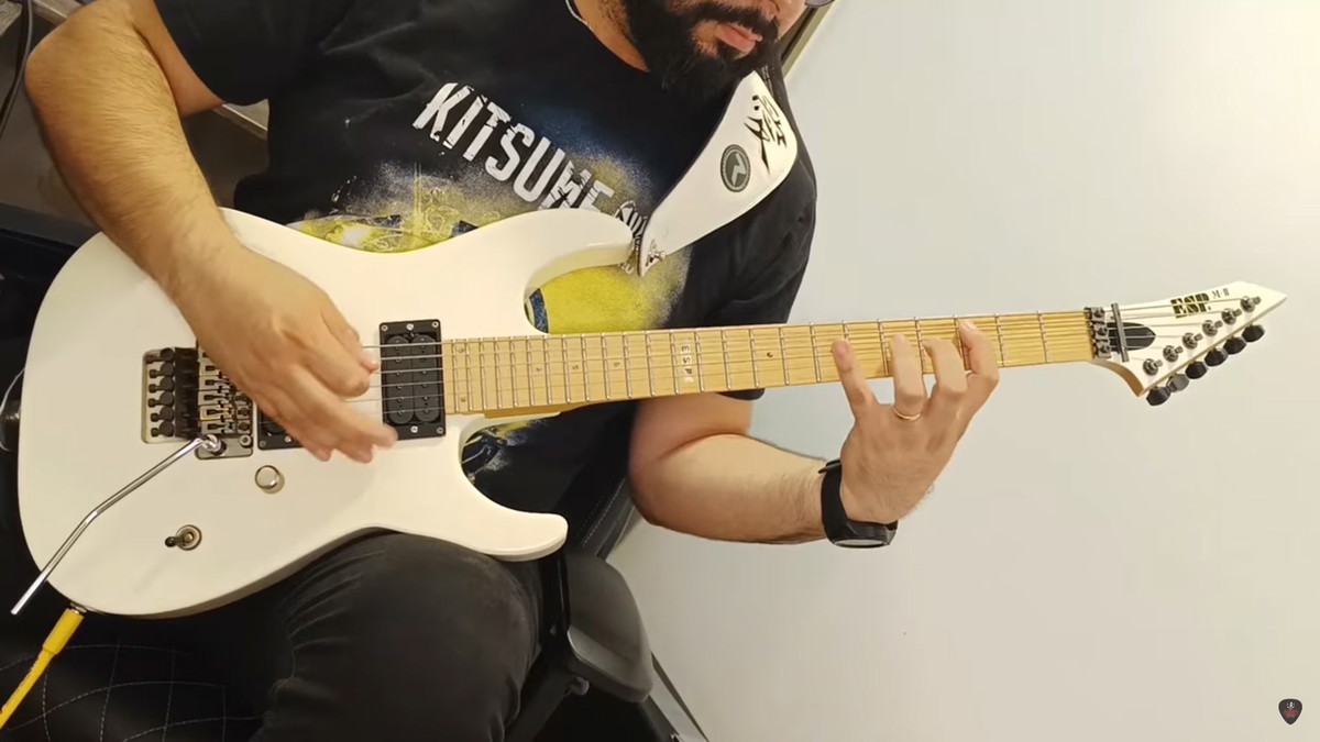 Akigo777: Killer Tones on the ESP M-II - The ESP Guitar Company