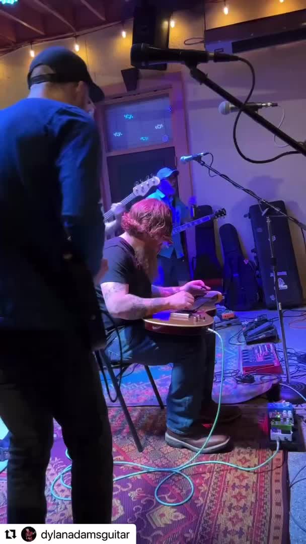 Dylan Adams’ domination - Mule Resophonic Guitars