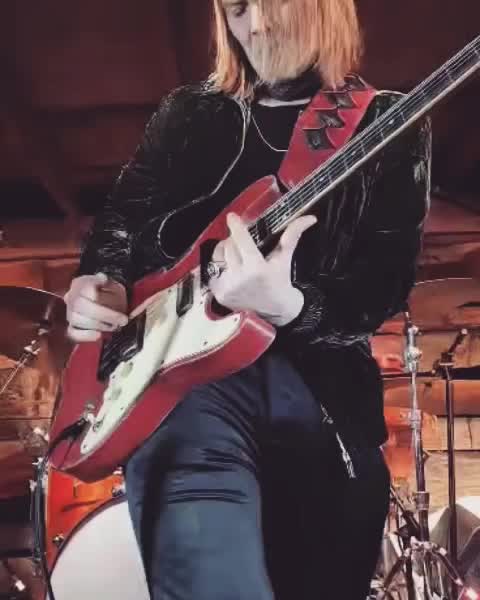 Chris Turpin from Ida Mae - Mule Resophonic Guitars