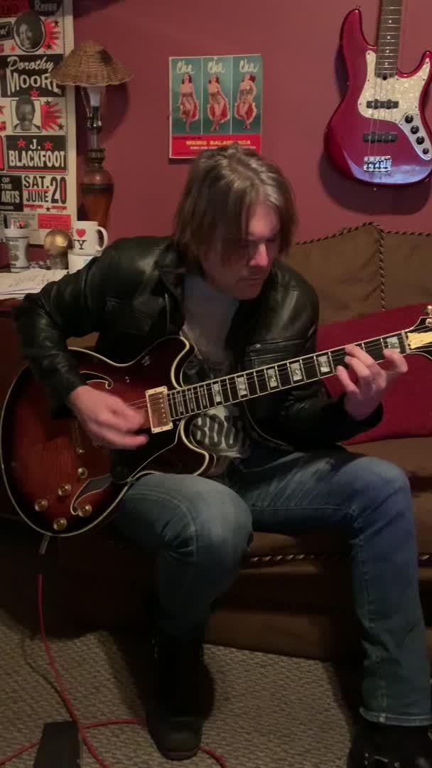 In The Studio- - Shane Theriot