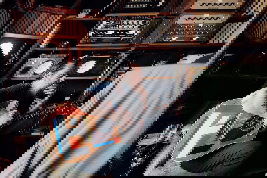 Takamine Artist Spotlight: Sean Rowe - Takamine